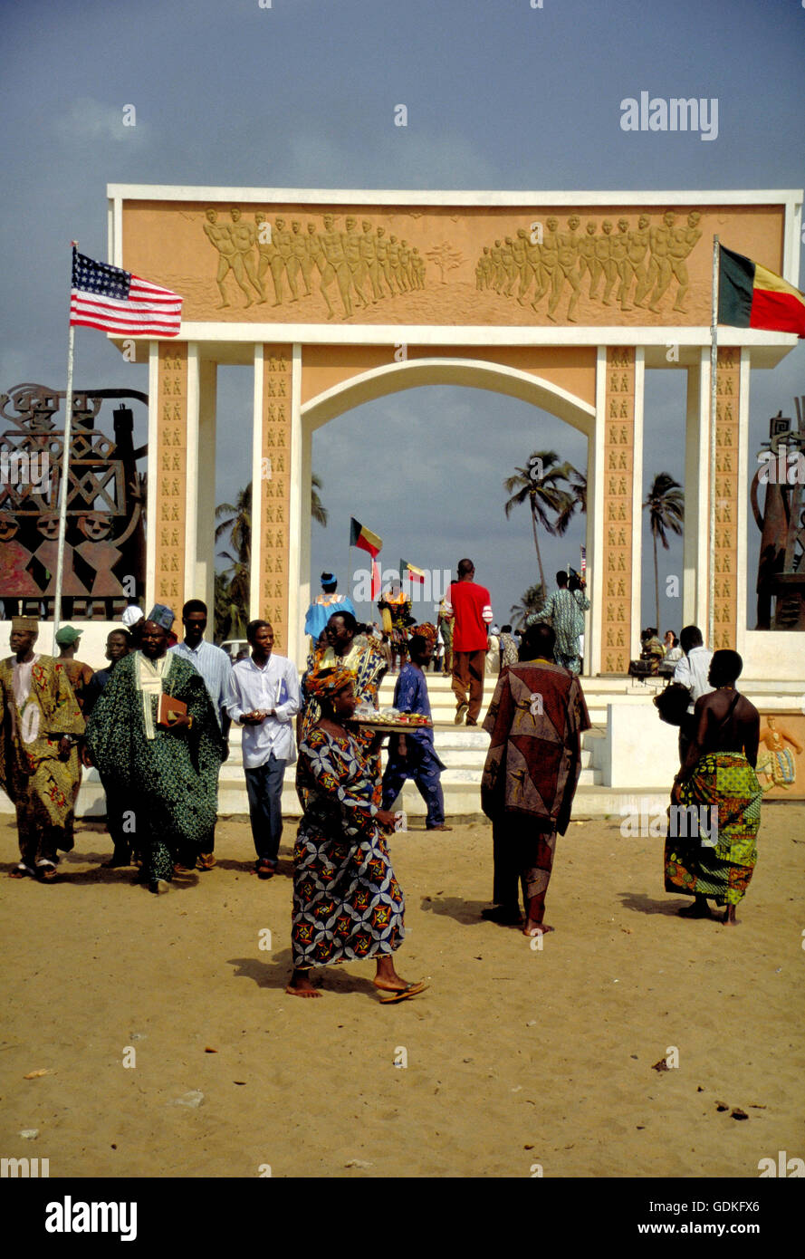 The "Gate of No Return" memorial in Ouidah, Benin Stock Photo - Alamy