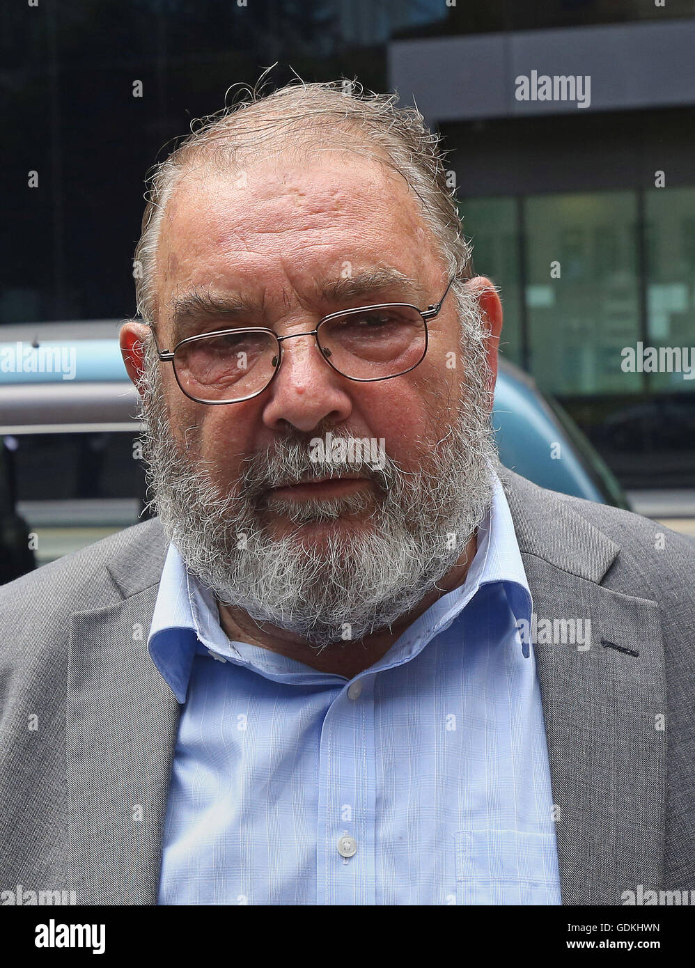 Lord Hanningfield, real name Paul White, arrives at Southwark Crown ...