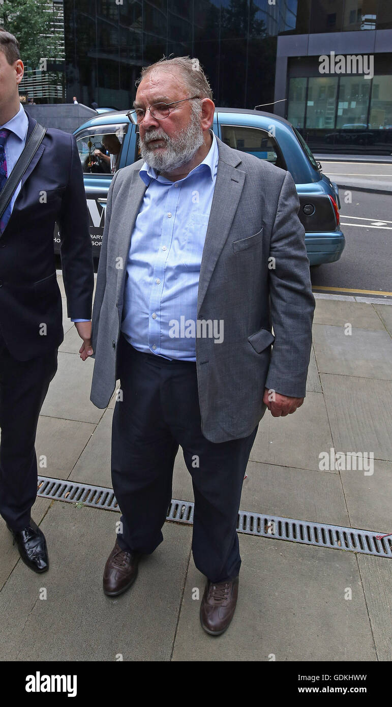 Lord Hanningfield, real name Paul White, arrives at Southwark Crown ...
