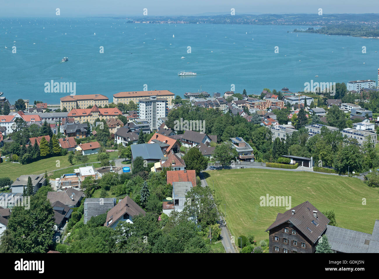 Blick aus der Pfänderbahn auf Bregenz, Bodensee, Vorarlberg, Österreich ...
