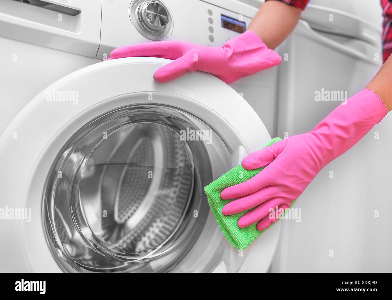 Washing machine female hands close hi-res stock photography and images ...
