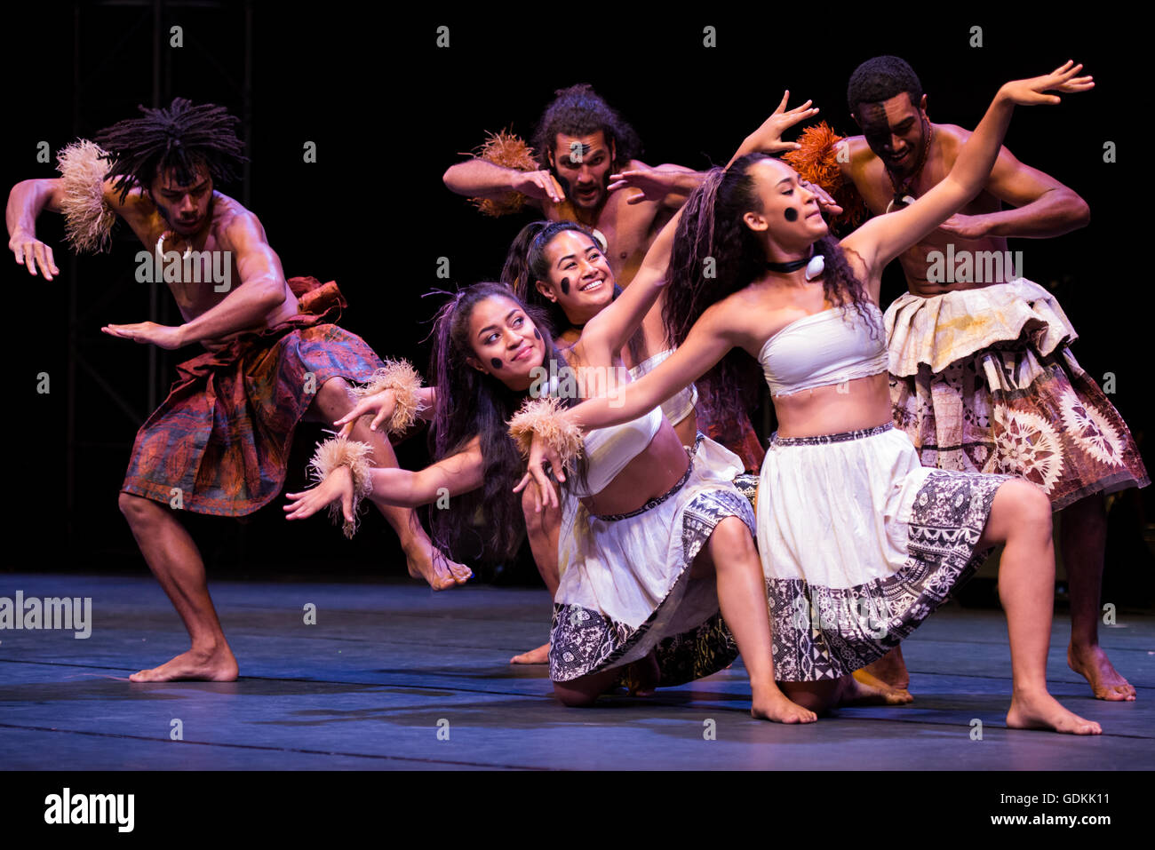 Fiji fijian traditional costume hi-res stock photography and images - Alamy