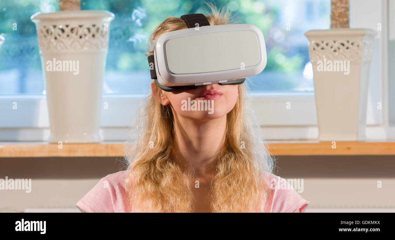 Virtual reality glasses Stock Photo - Alamy