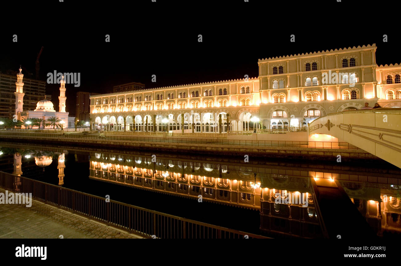 Al qasba uae hi-res stock photography and images - Alamy