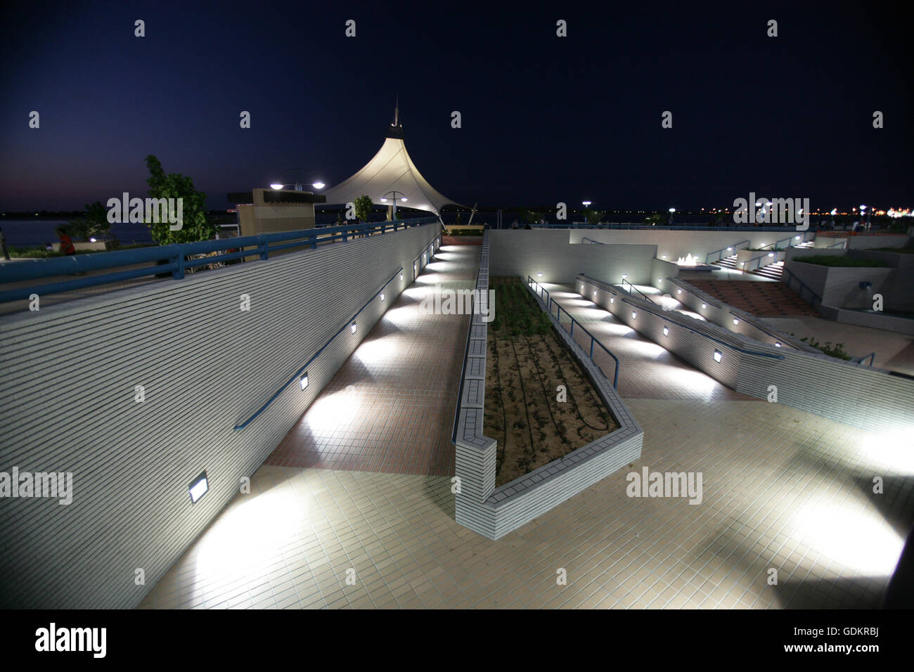 Abu Dhabi corniche area, Abu Dhabi, UAE Stock Photo - Alamy