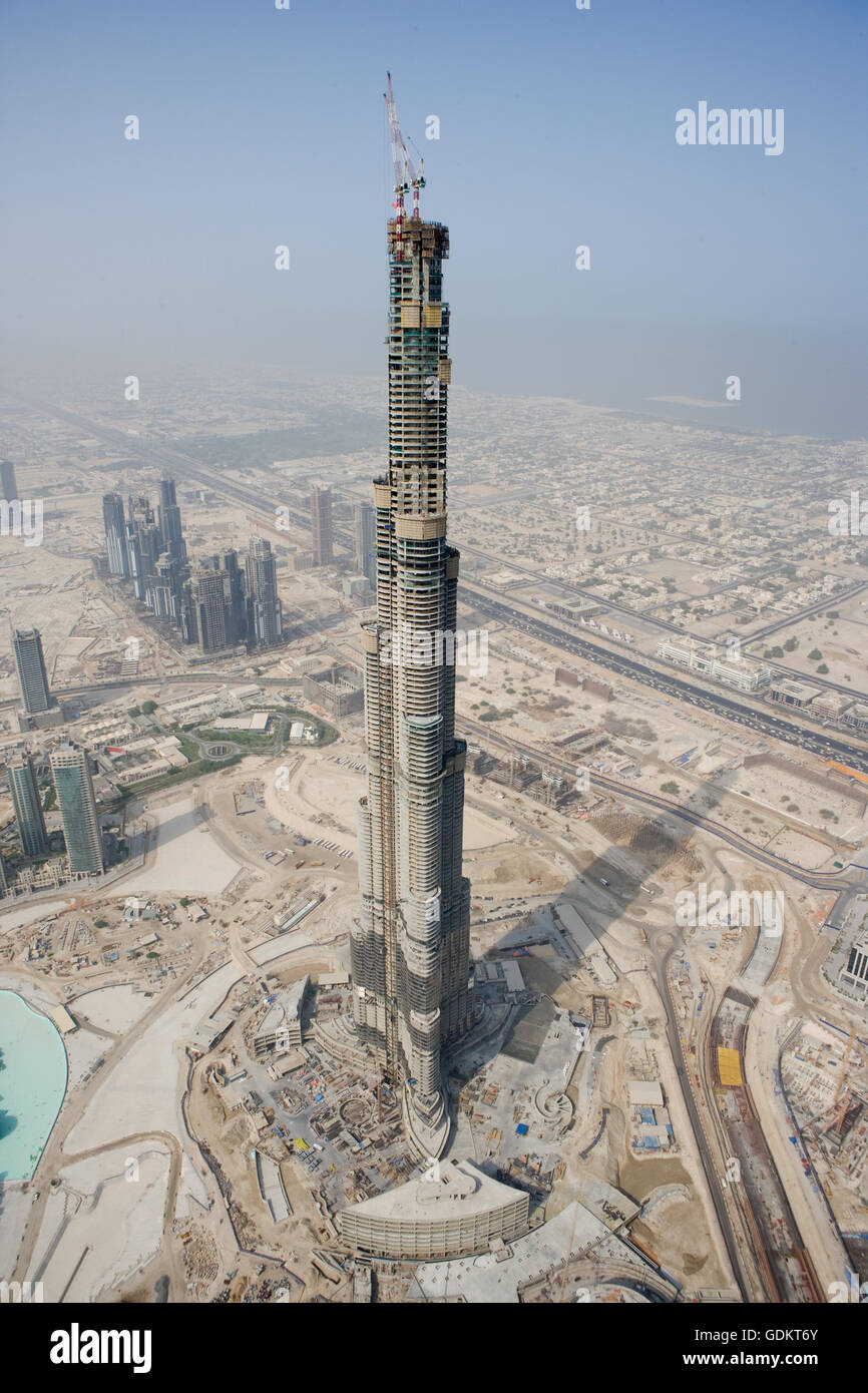 Burj khalifa construction hi-res stock photography and images - Alamy