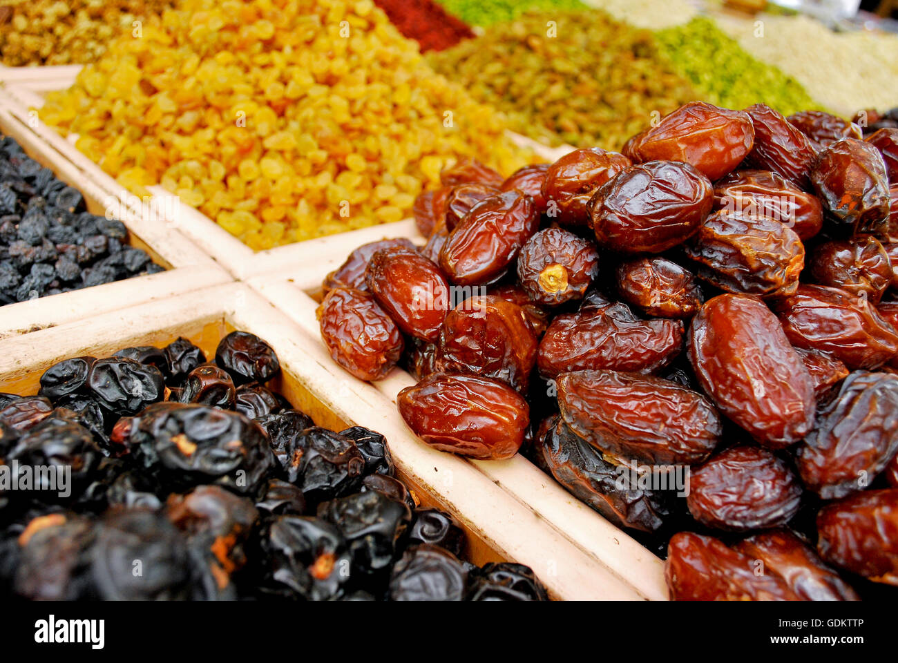 Dubai dates hi-res stock photography and images - Alamy