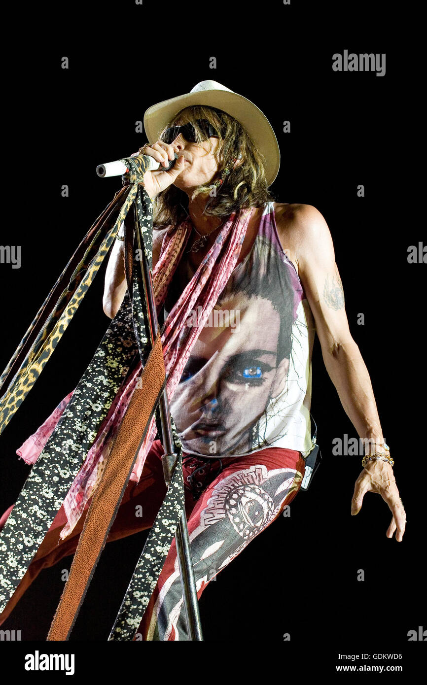 Jason Mraz performing at the Dubai Jazz Festival 2012, Dubai, UAE Stock ...