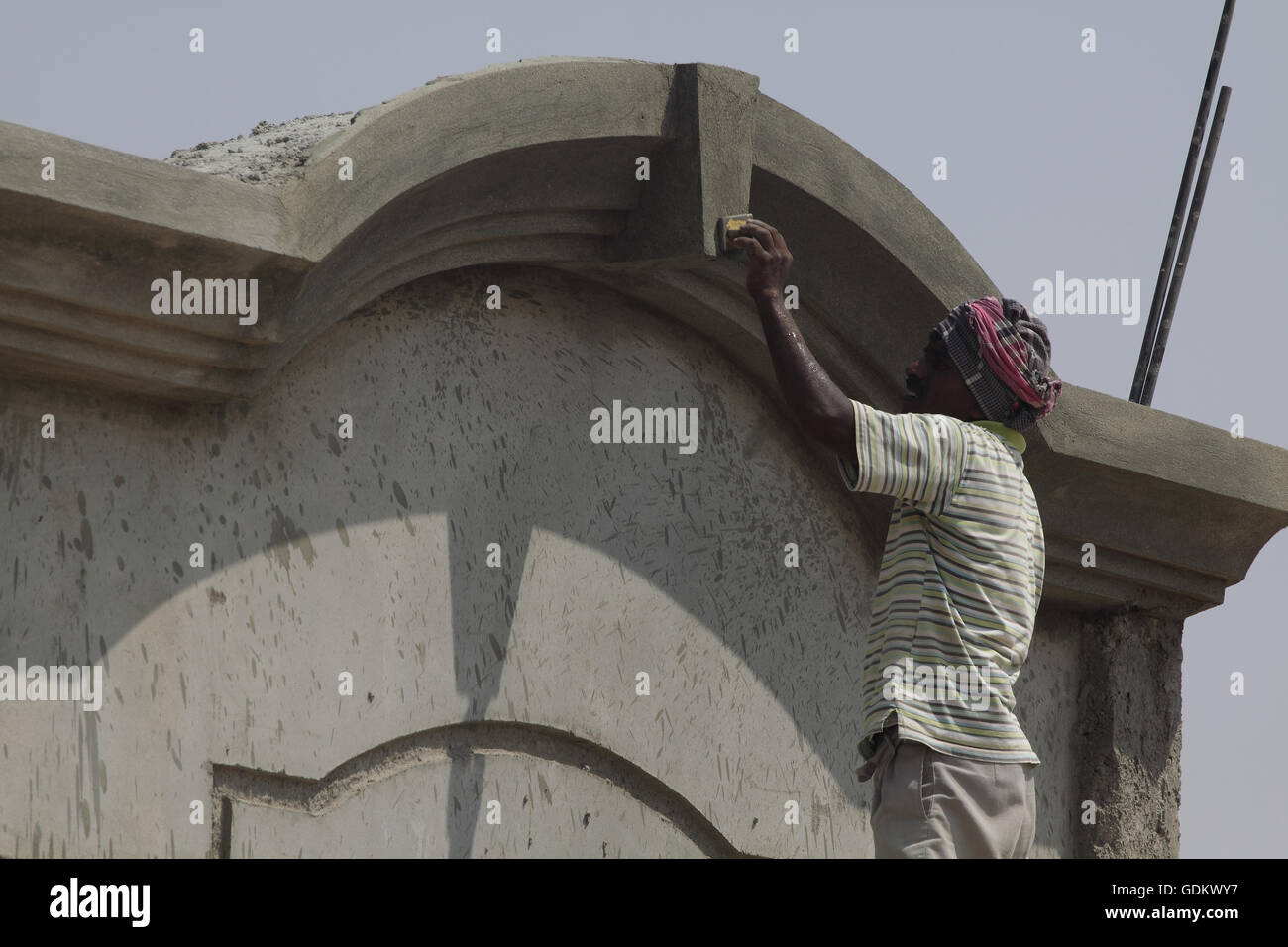 Security check, Dubai International Airport, Dubai, UAE Stock Photo - Alamy