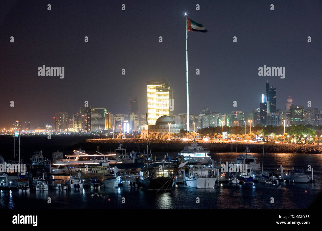 View of the city skyline, Abu Dhabi, UAE Stock Photo - Alamy