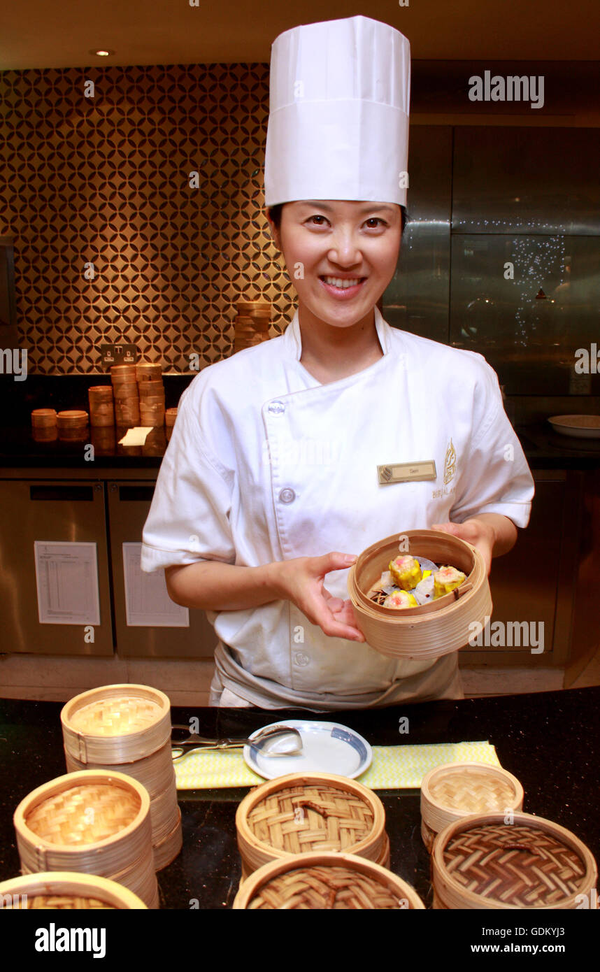 A chef, Burj Al Arab, Dubai, UAE Stock Photo - Alamy