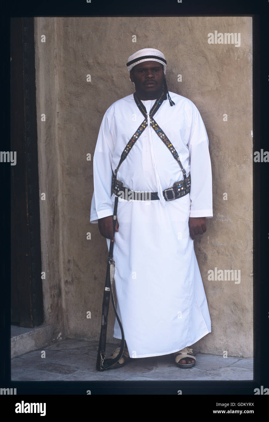 Arab man gun hi-res stock photography and images - Alamy