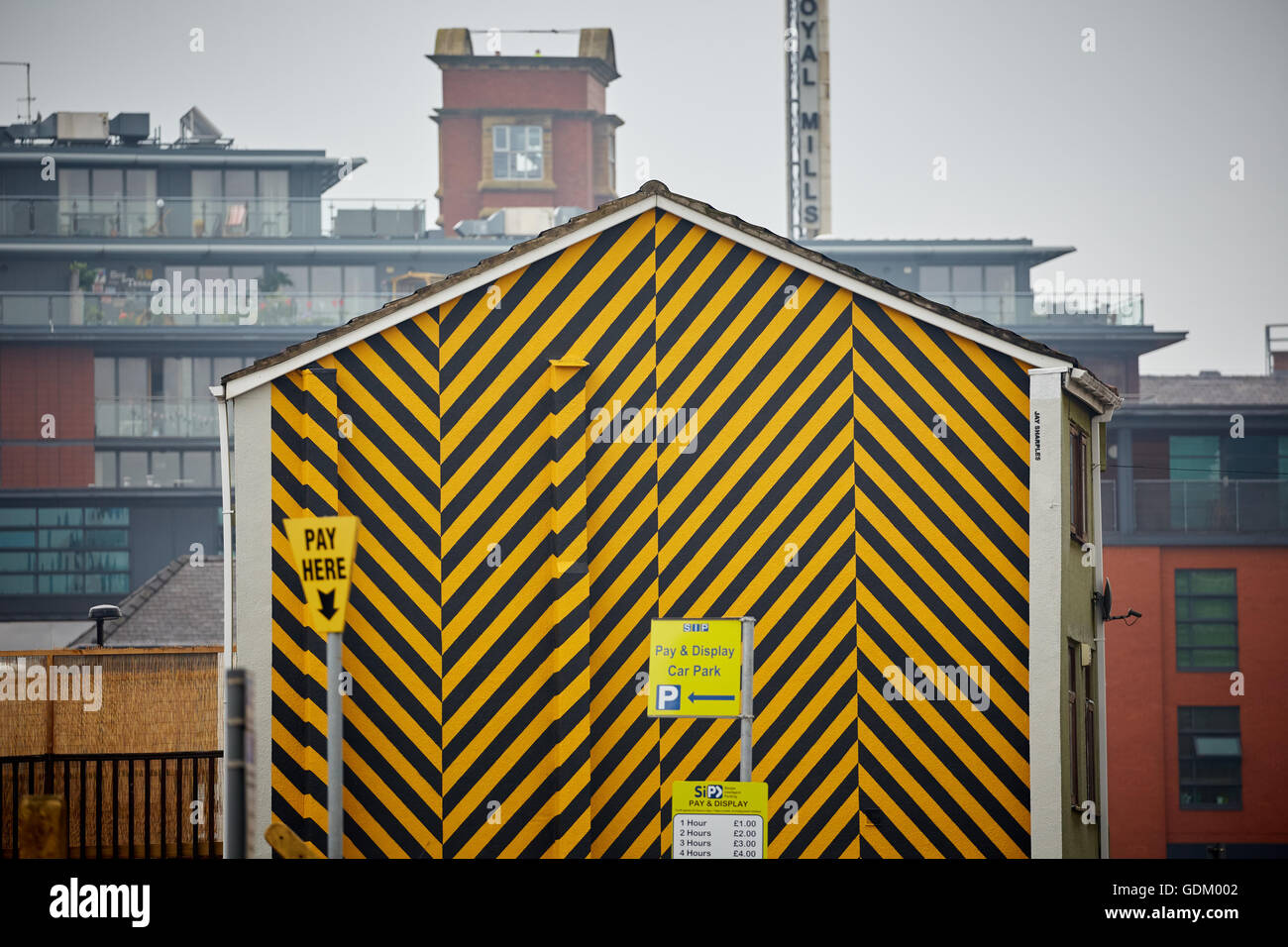 Manchester Northern Quarter fac51 hacienda Graffiti mural painting ...