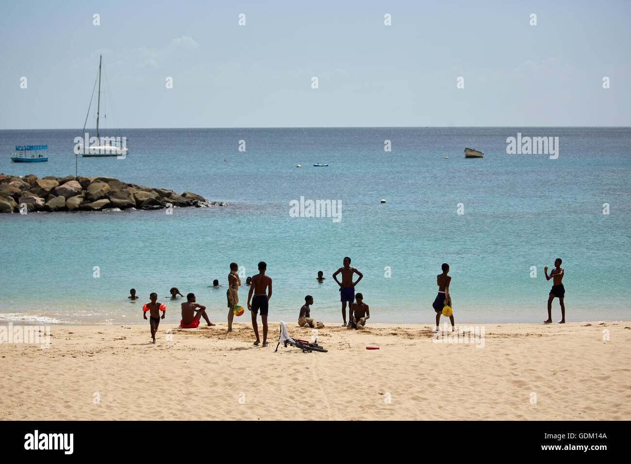 Native children hi-res stock photography and images - Alamy