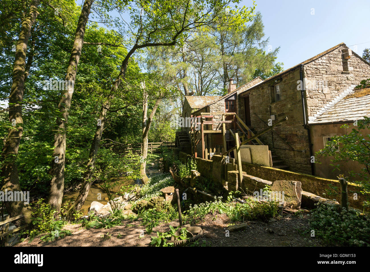 Watermill england village old hi-res stock photography and images - Alamy