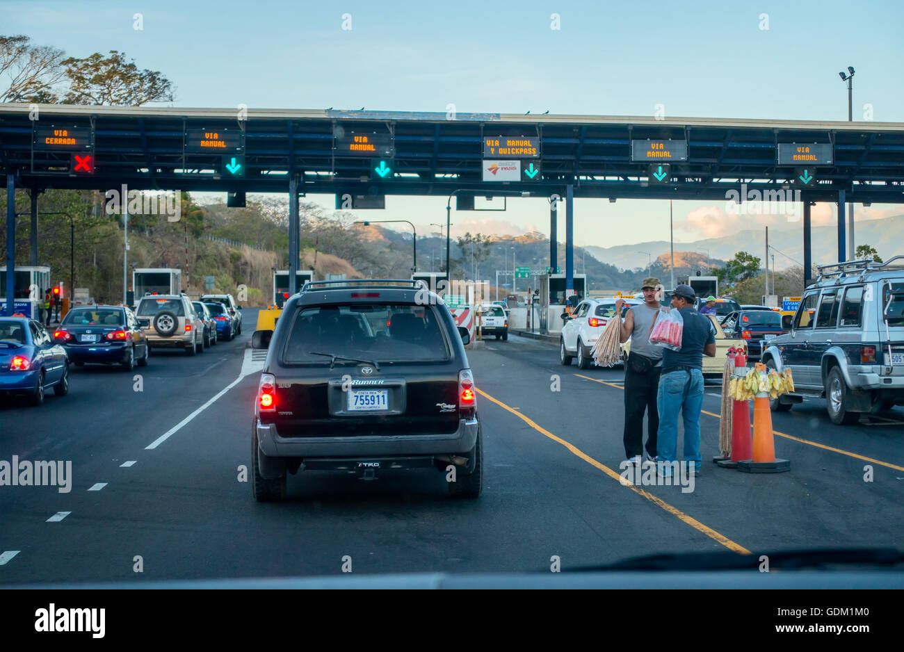 A toll booth along Highway 27 (Autopista José Maria Castro Madriz) in ...