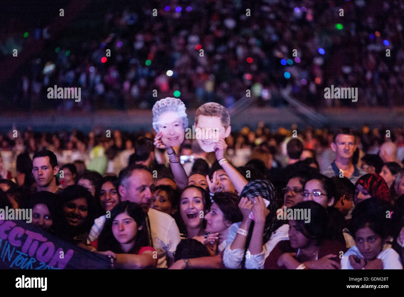 One Direction Concert Fans