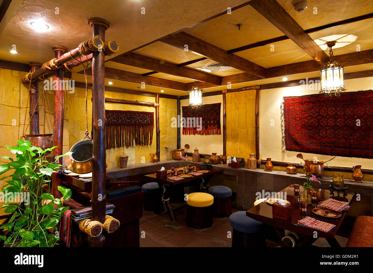 Arabian restaurant hi-res stock photography and images - Alamy