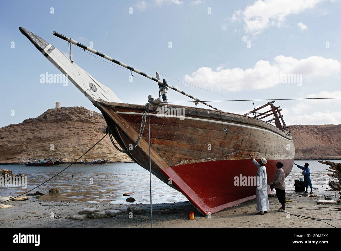 Dhow building yard hi-res stock photography and images - Alamy