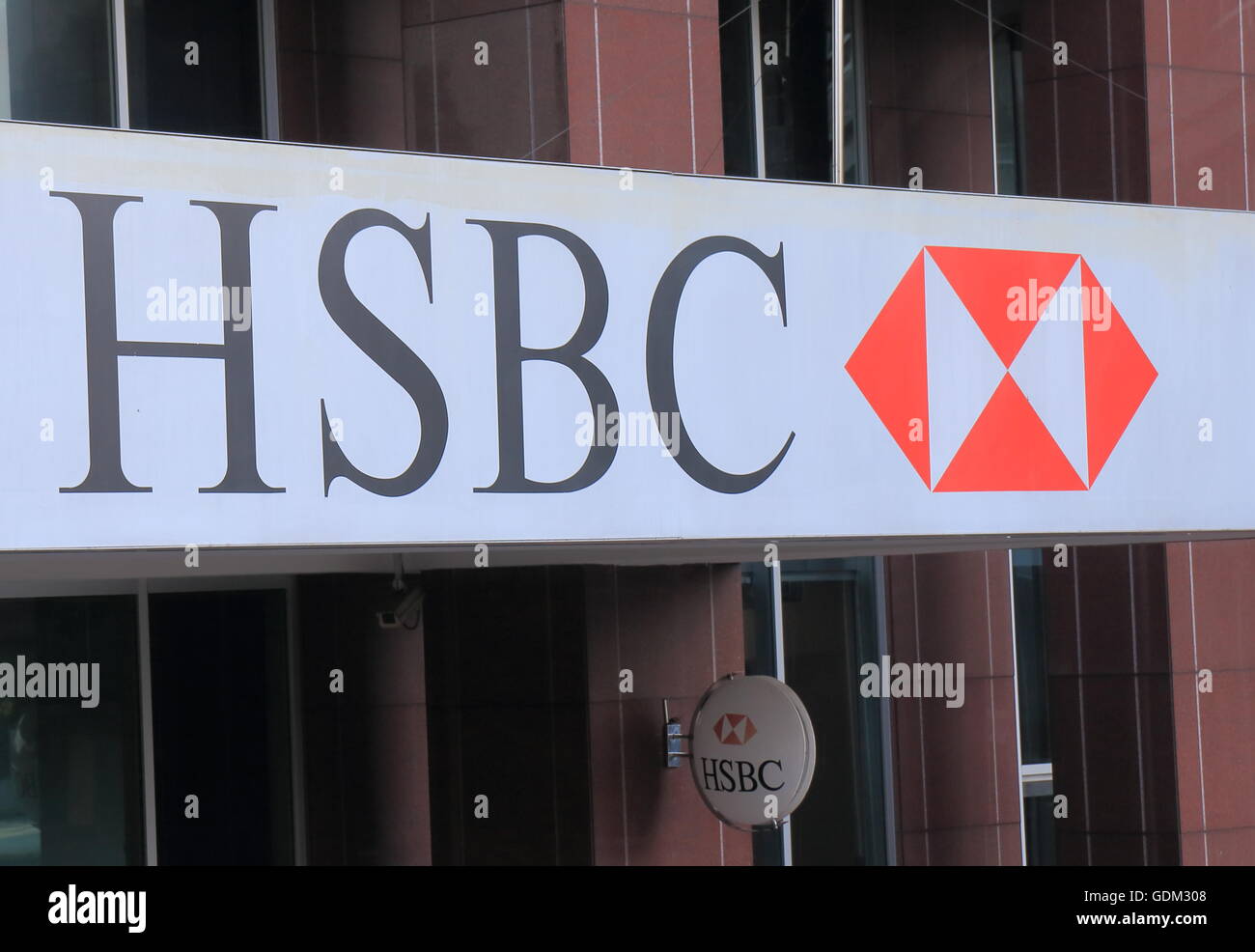 Hsbc bank logo hi-res stock photography and images - Alamy