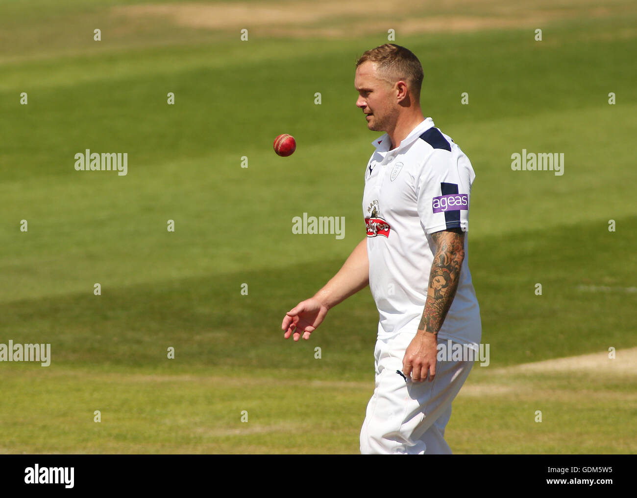 18.07.2016. The Ageas Bowl, Southhampton, England. Specsavers County ...