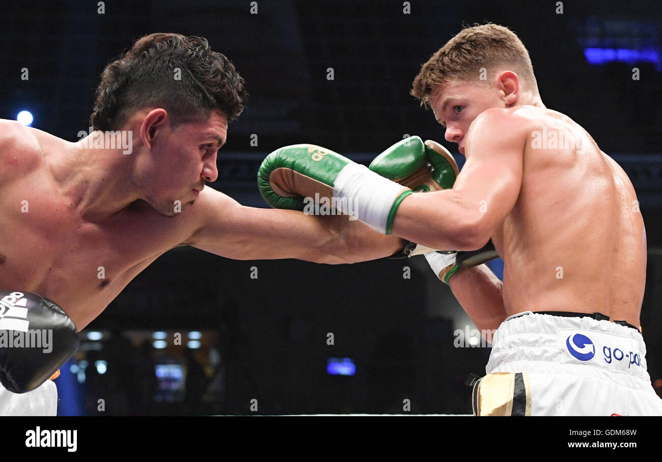 Charlie edwards hi-res stock photography and images - Alamy