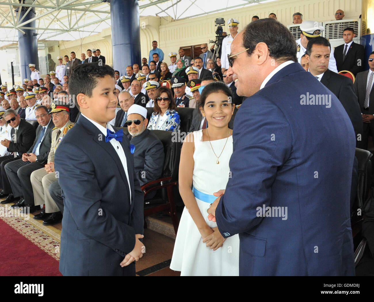 Egyptian police graduation ceremony hi-res stock photography and images ...