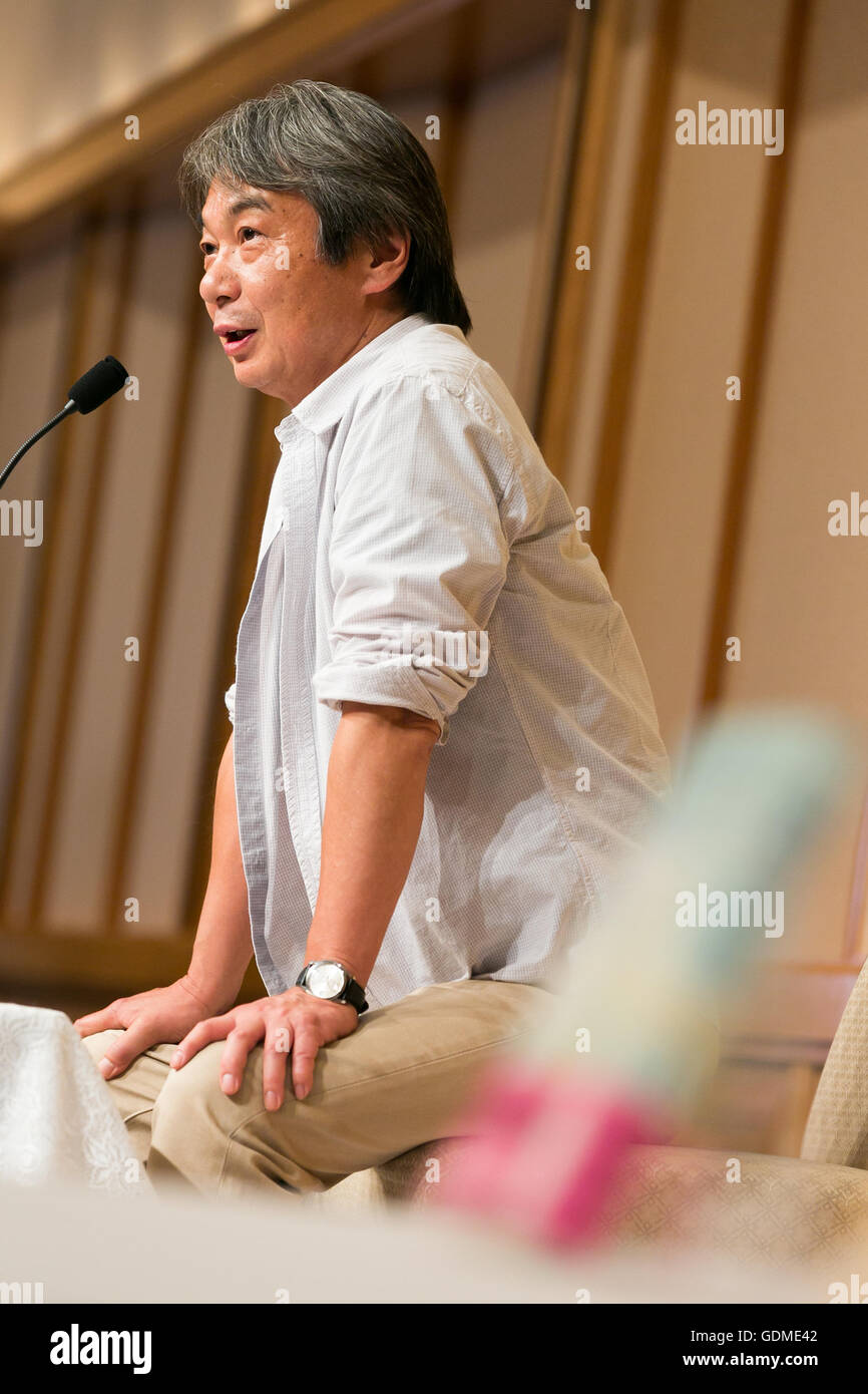 Author Hiroshi Ogiwara speaks during the 155th Naoki Prize and ...