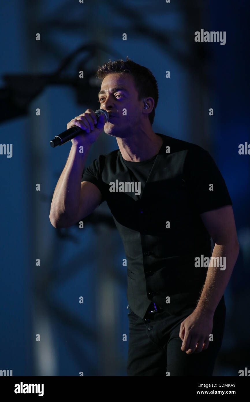 Alexandre Desilets performs at the St-Jean show on the Plains of ...