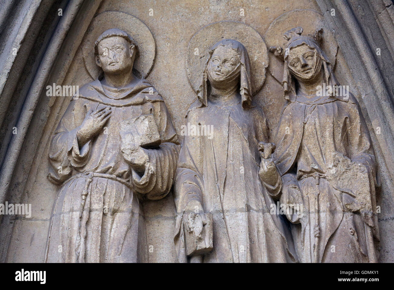 Statue of Saints, facade of Minoritenkirche in Vienna, Austria Stock ...