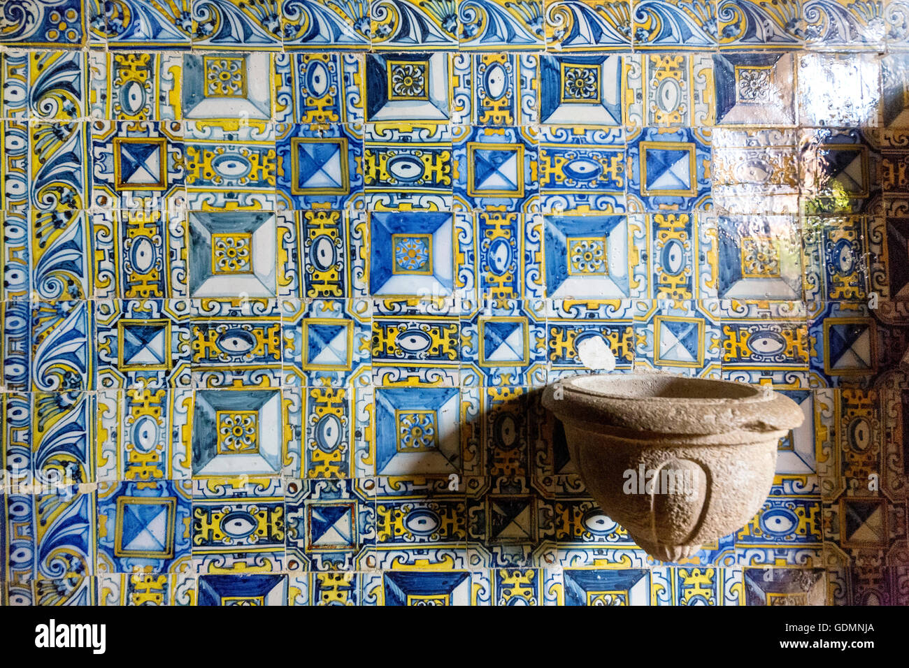 Tomar castle tiles hi-res stock photography and images - Alamy