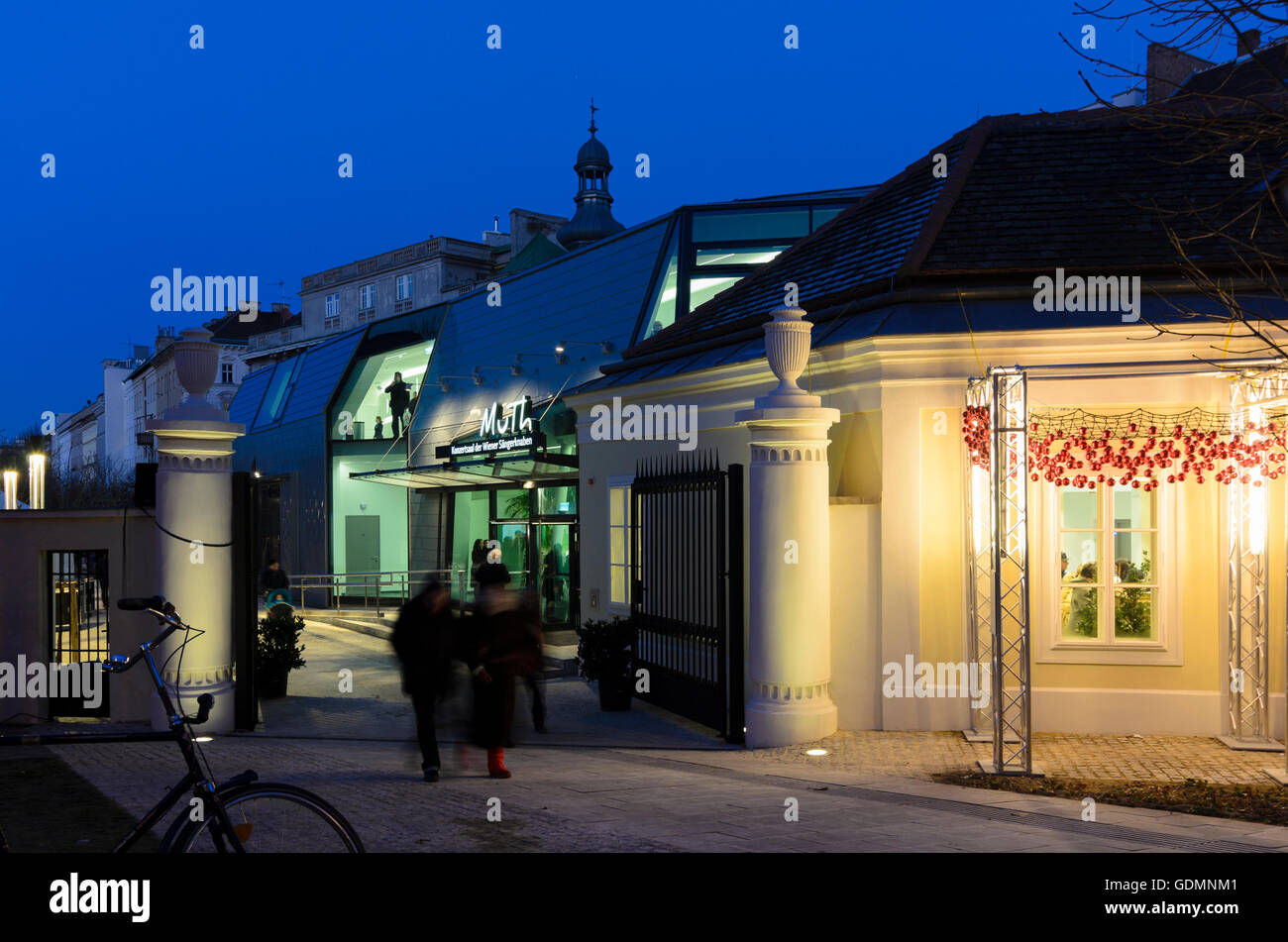 Muth hi-res stock photography and images - Alamy