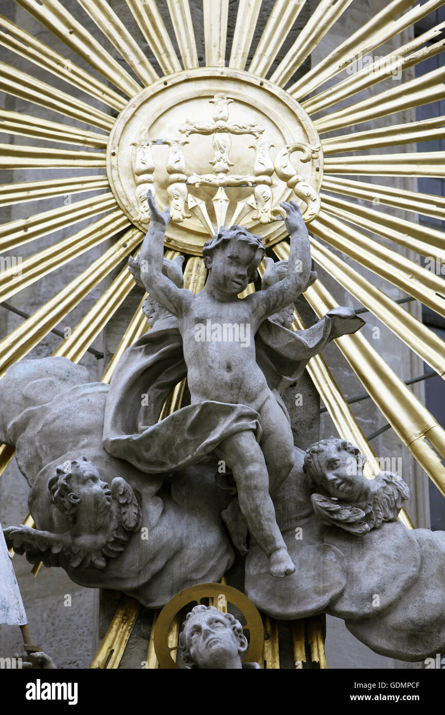 Angel in tiles hi-res stock photography and images - Alamy