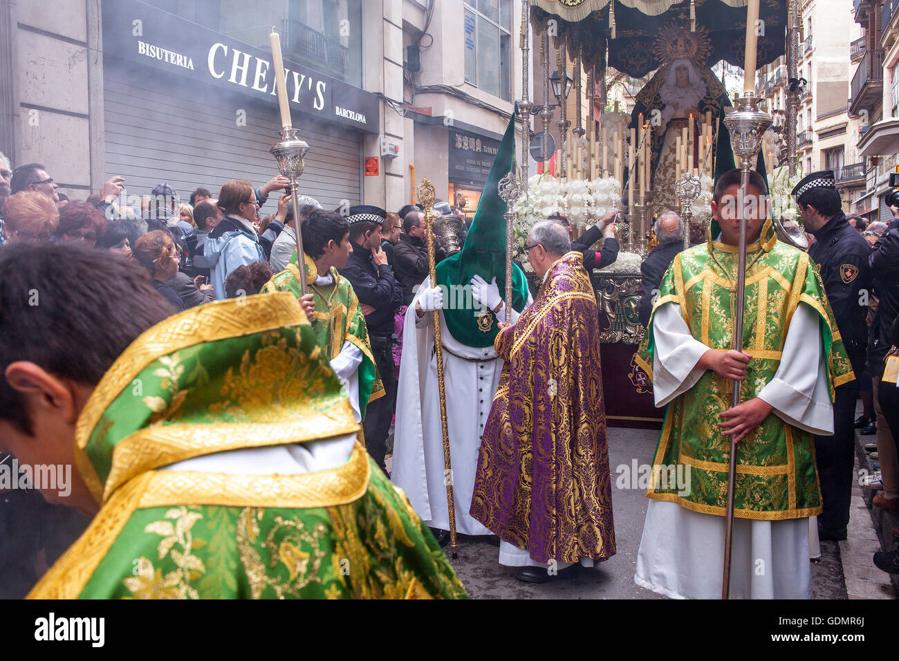 Virgen de macarena hi-res stock photography and images - Alamy