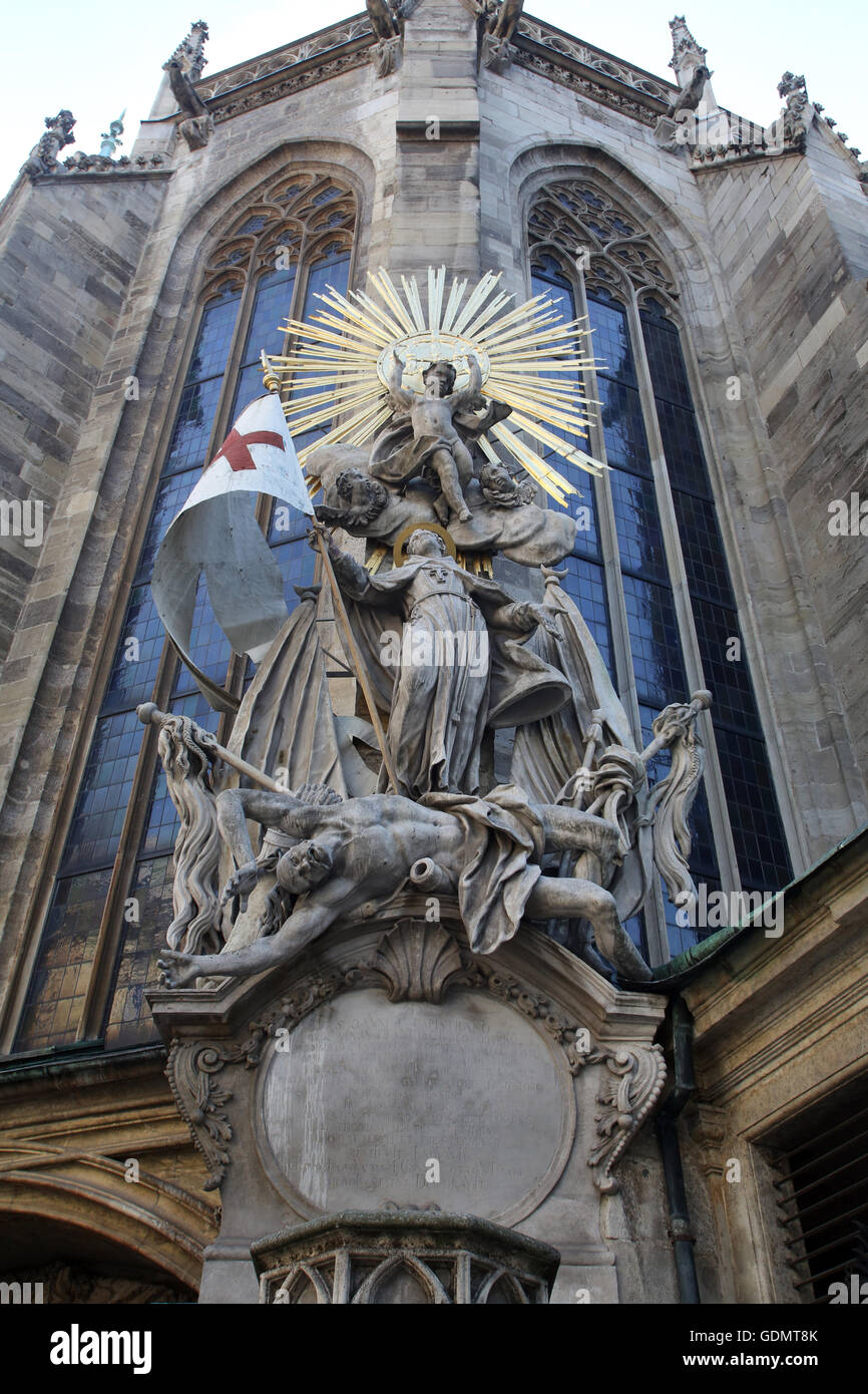 John bright statue hi-res stock photography and images - Alamy