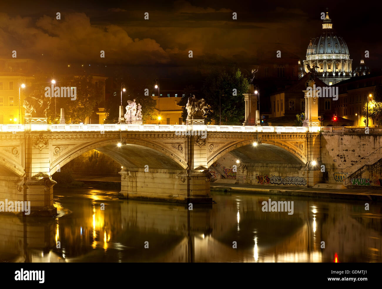 The vatican in rome hi-res stock photography and images - Alamy