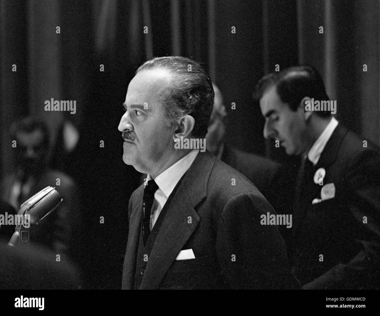 Guillermo león valencia hi-res stock photography and images - Alamy