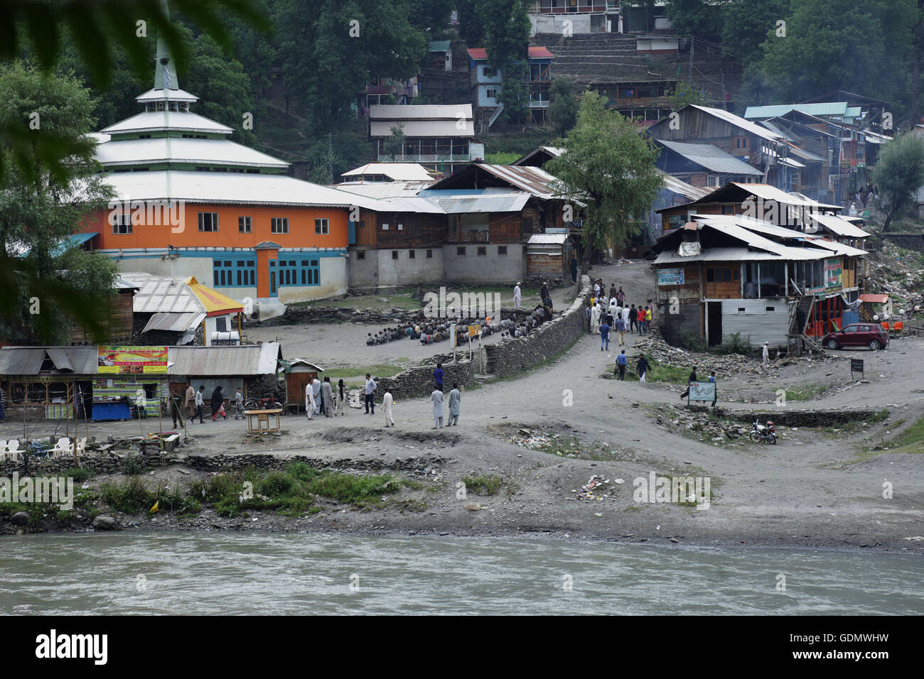 Lahore, Pakistan. 13th July, 2016. An eye catching view of the natural ...