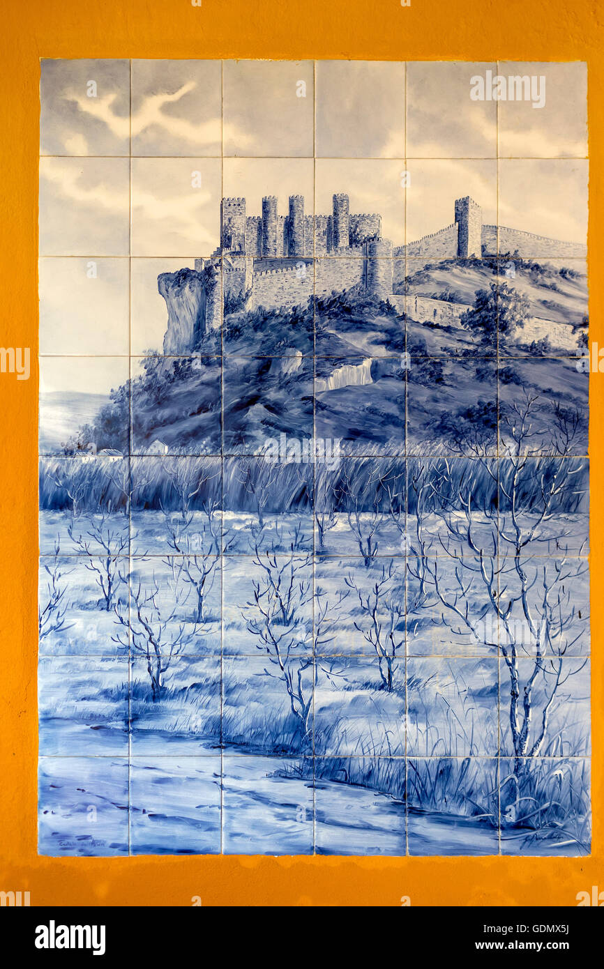 Painted tiles hi-res stock photography and images - Alamy