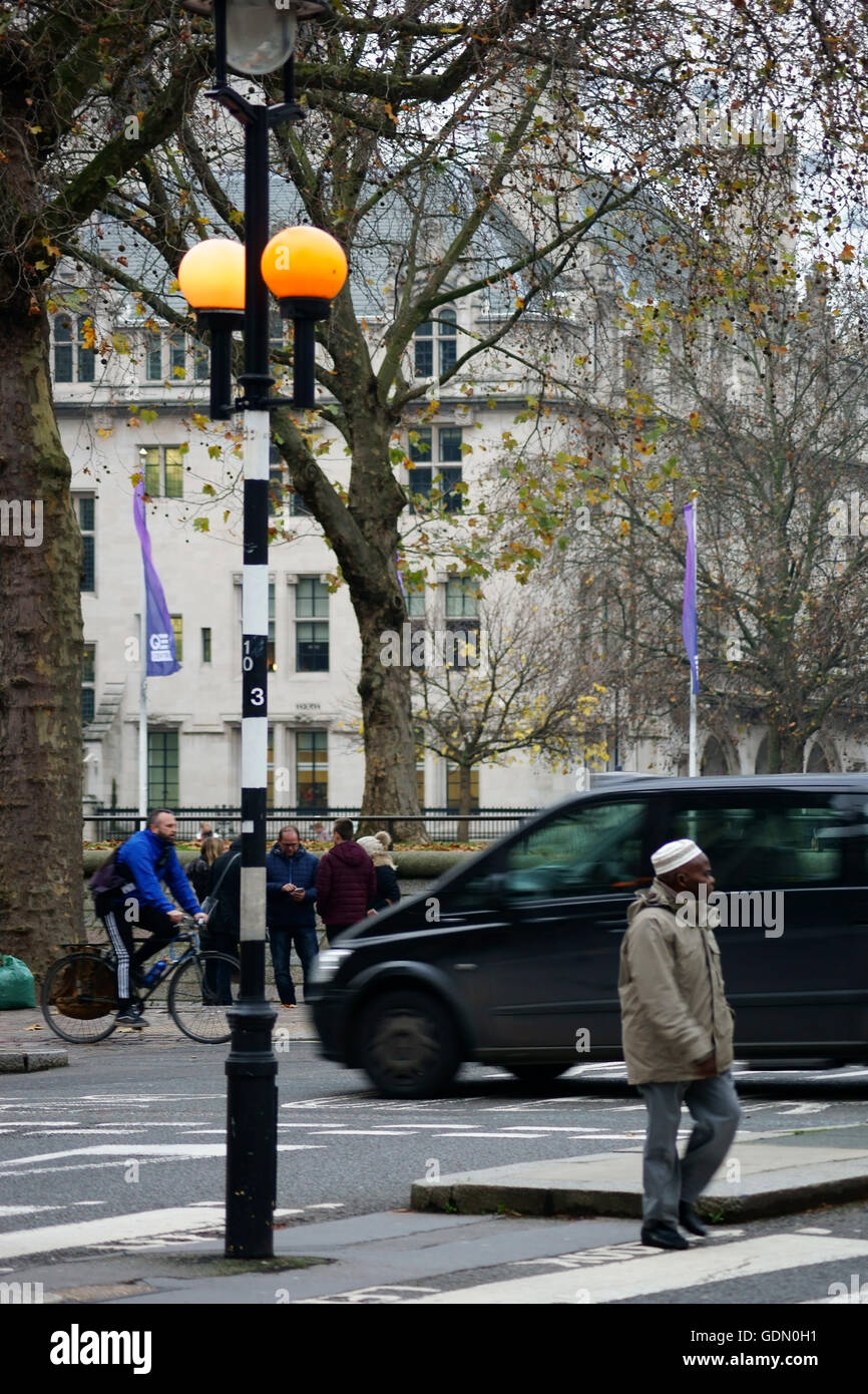 Bicycle infrastructure london hi-res stock photography and images - Alamy