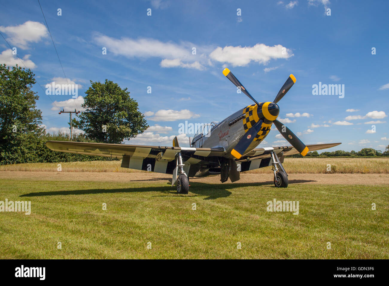 Classic american ww11 aircraft hi-res stock photography and images - Alamy