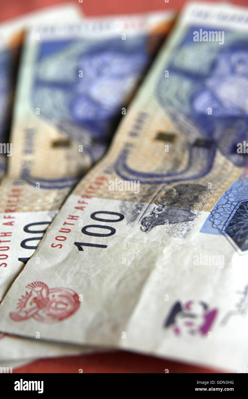 100 south african rand note hi-res stock photography and images - Alamy
