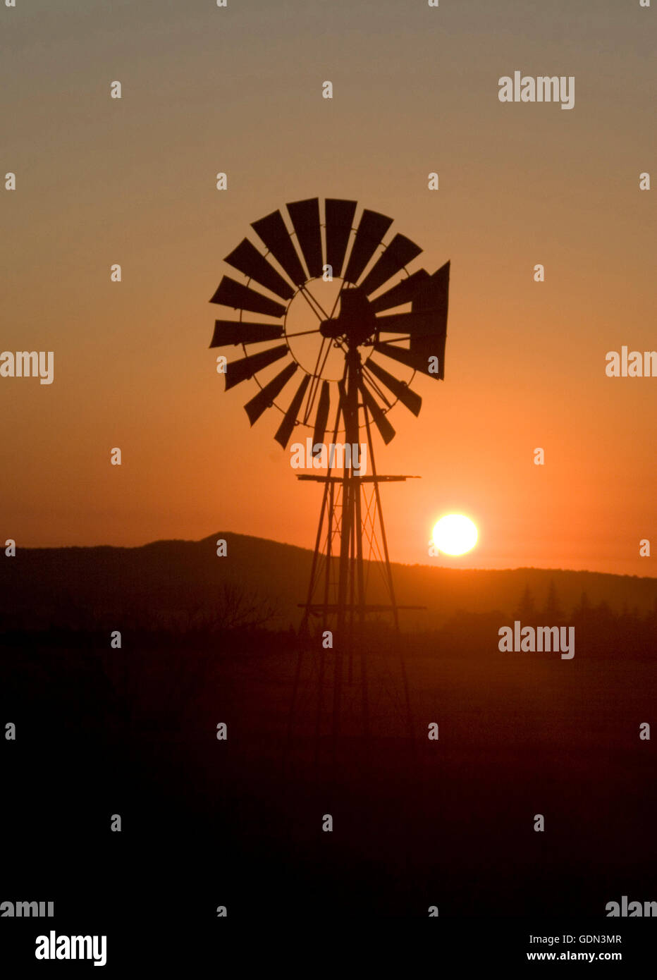 Windmill at sunrise, Orange Free State, South Africa Stock Photo - Alamy