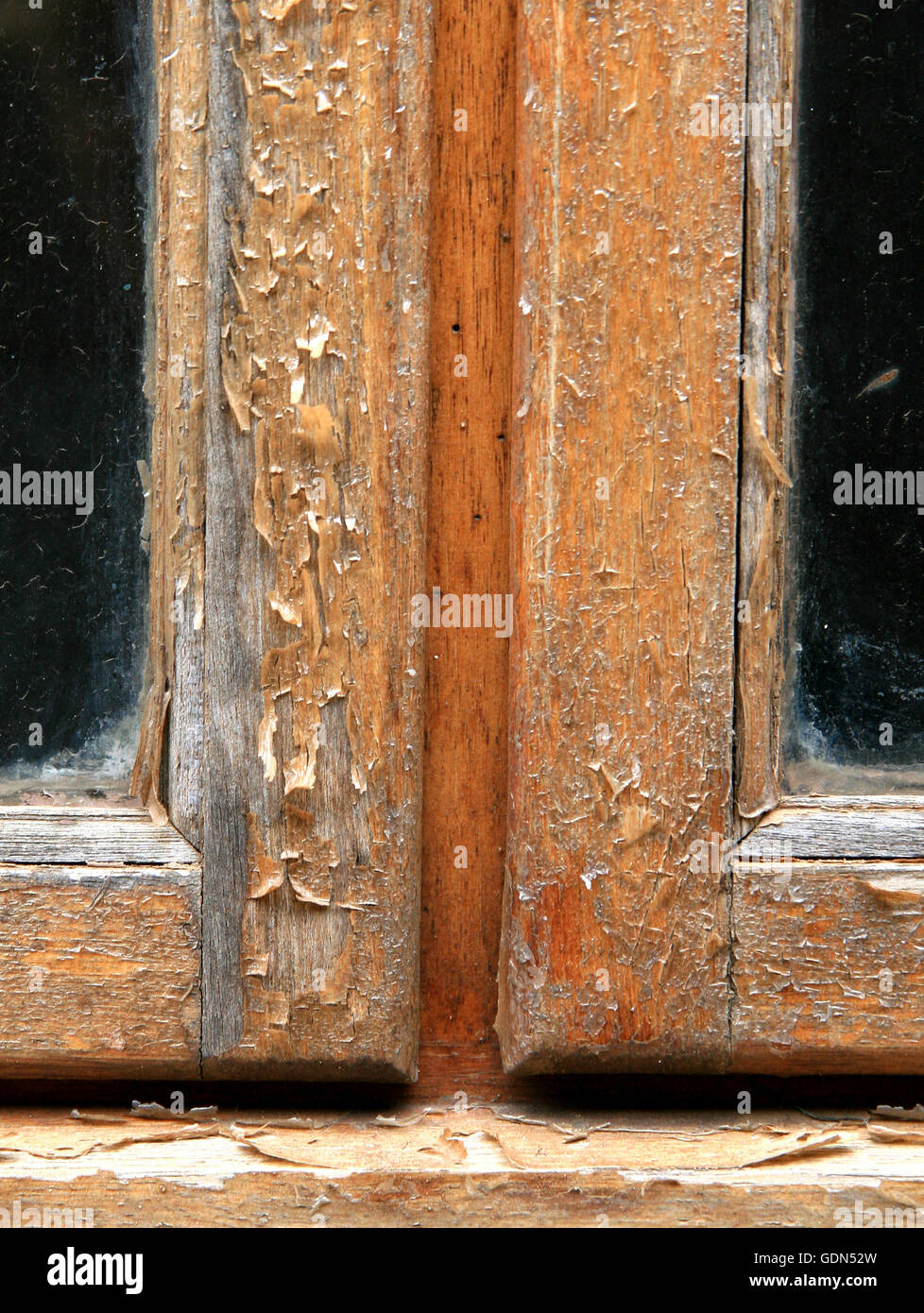 Old window frame Stock Photo - Alamy