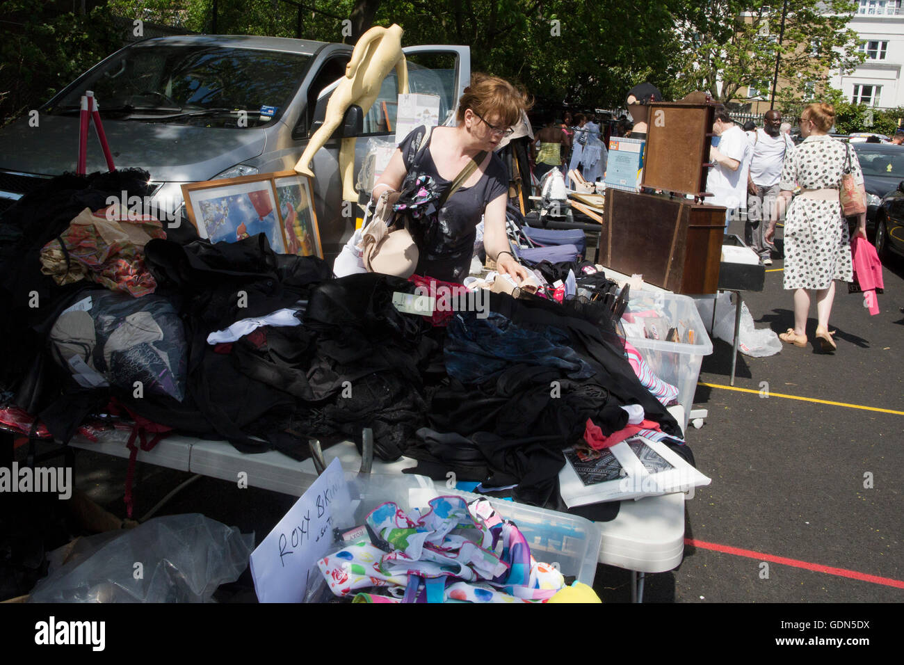 Battersea Car Boot Sale. London, Great Britain, UK Stock Photo - Alamy
