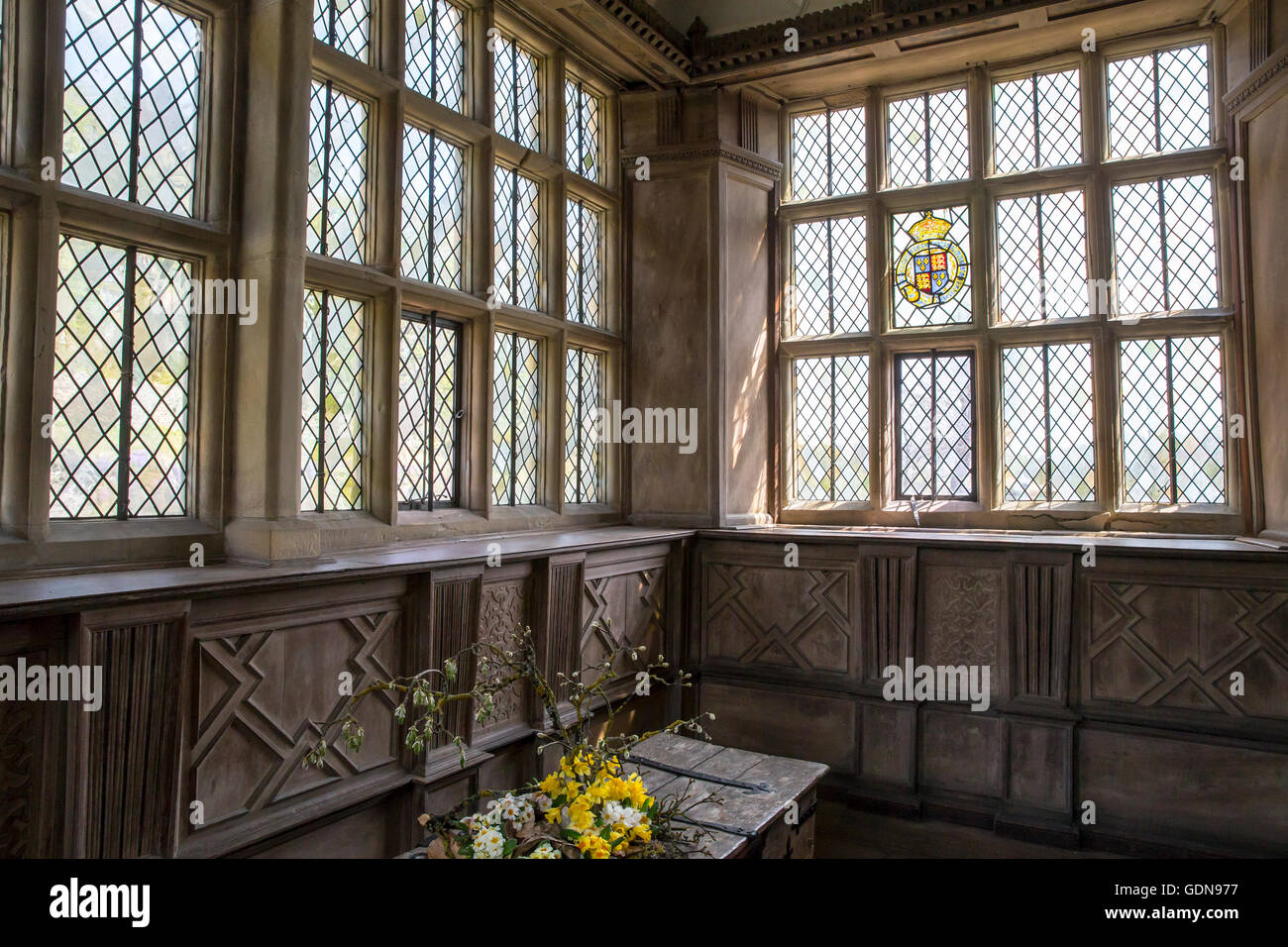 Haddon hall hi-res stock photography and images - Alamy