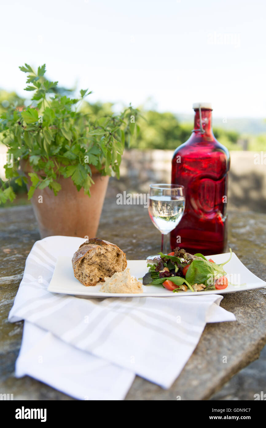 A healthy meal in the garden Stock Photo - Alamy