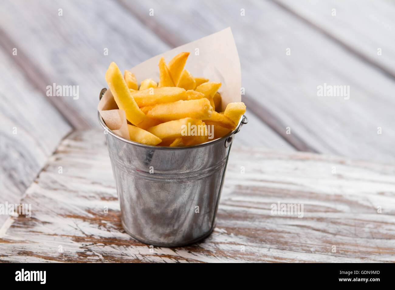 French fries in bucket hi-res stock photography and images - Alamy