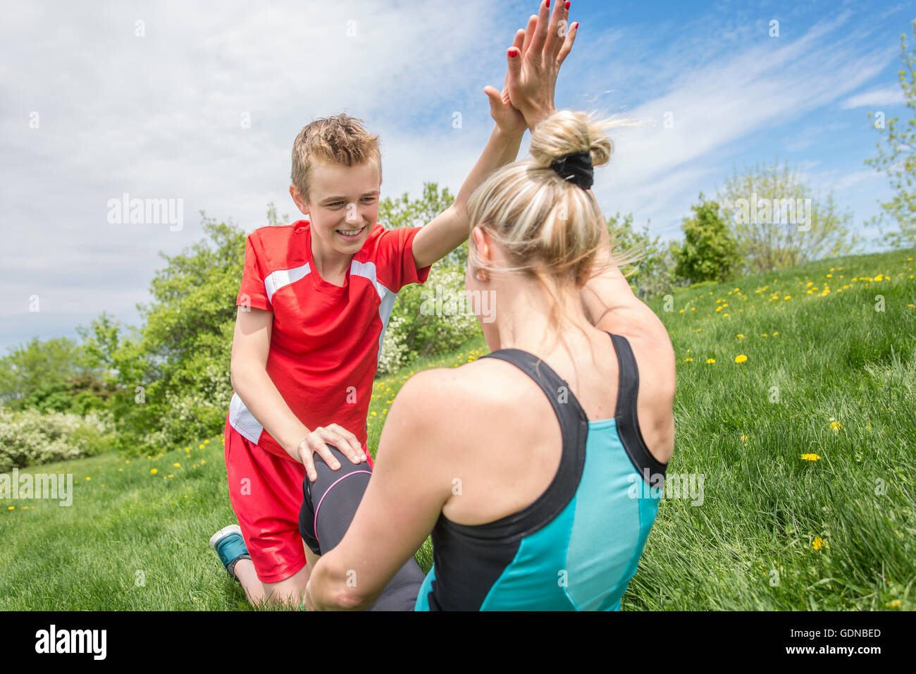 Child sit up exercise hi-res stock photography and images - Alamy