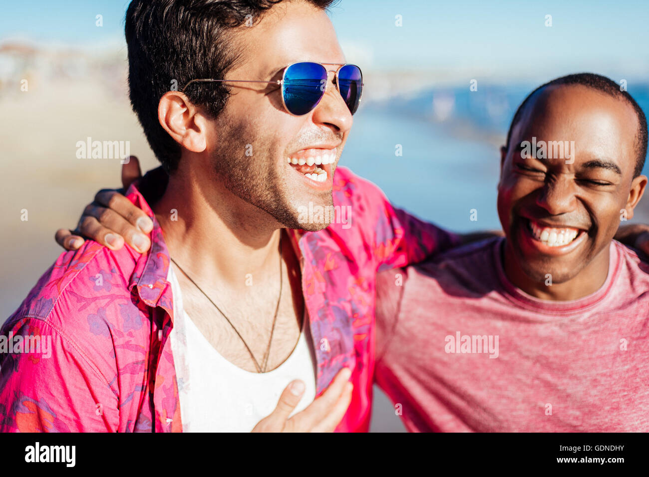 Close as friends hi-res stock photography and images - Alamy